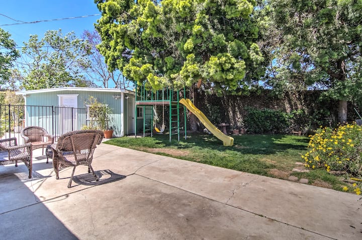 2b/2b Private Suites W/ 3 Queen Beds W/ Pool & Spa - Buena Park, CA