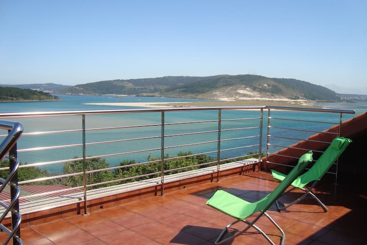 El  Mirador Del Atlántico - Laxe
