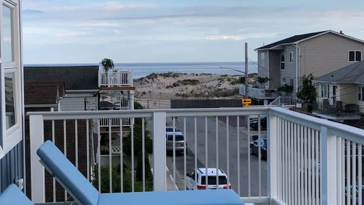 Luxury Oceanview Vacation Retreat - Long Beach, NY