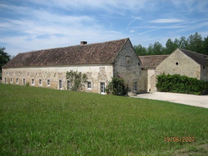 Ferme   Gite Renovee - Montereau-Fault-Yonne