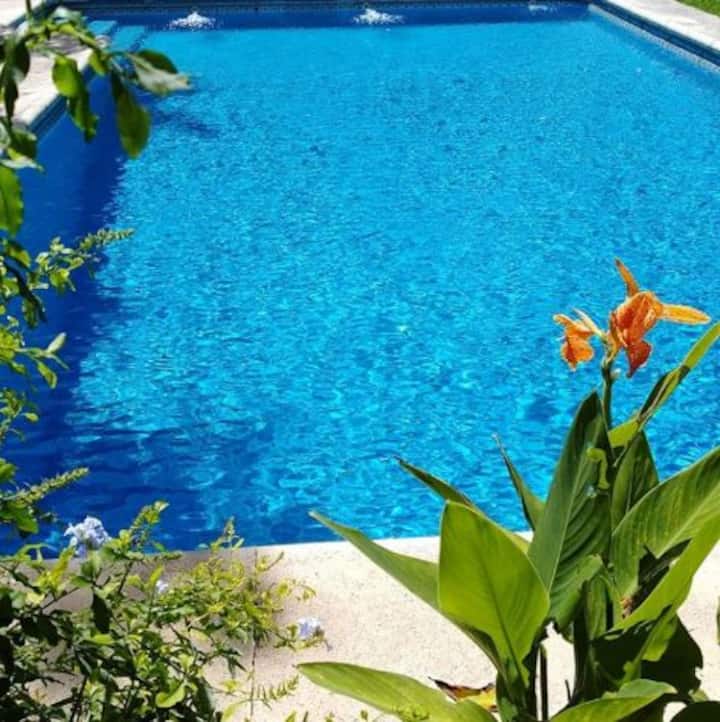 Casa Moderna Y Funcional Con Piscina Y Mucho Verde - Campana