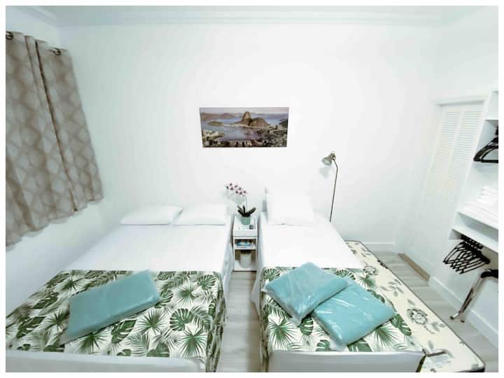 Lindo E Moderno Apartamento Em Copacabana. - Rio de Janeiro