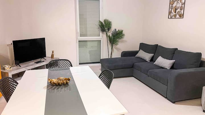 Appart Vue 360°, Paris, Parking - Villeneuve-Saint-Georges