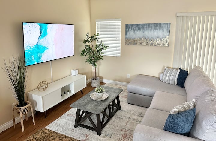 Serene Tri-level Gated Townhome - Anaheim, CA