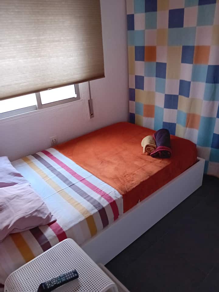 Habitación Individual Luminosa. - Séville