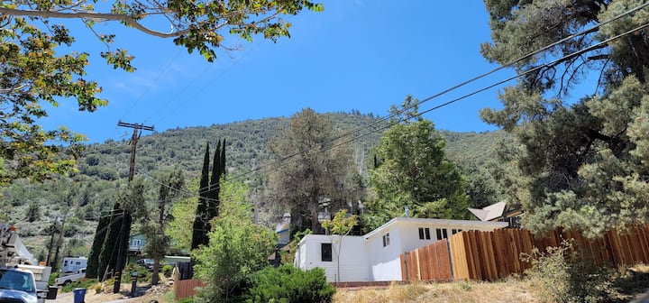 Lebec Vacation Rentals & Homes - California, United States | Airbnb