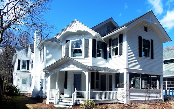6 Bd 4 Ba 1st Fl Handicap Accessible Stockbridge - Monterey, MA
