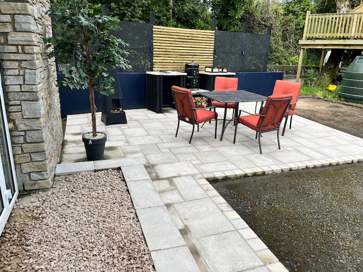 Entire 2 Bed House, 3 Miles From Derry City Centre - Derry