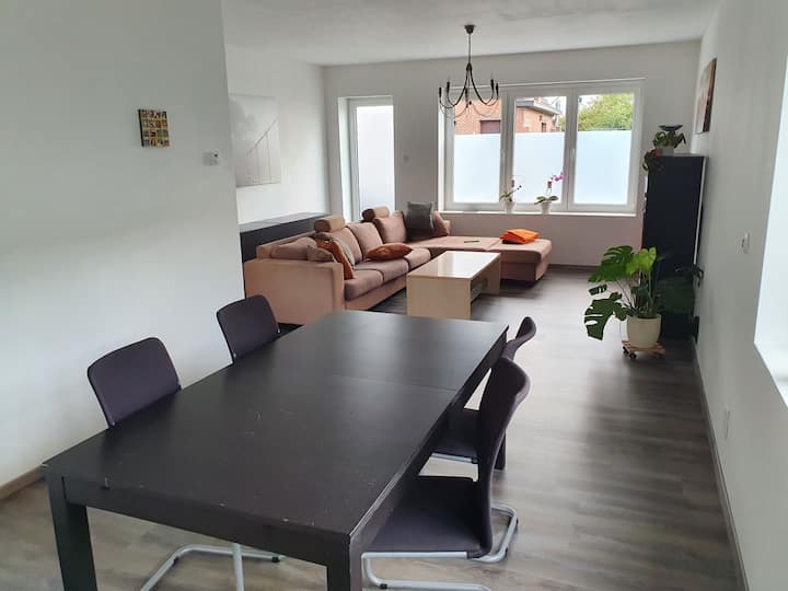 Kamer Met Gedeelde Gemeenschappelijke Ruimtes - Schilde