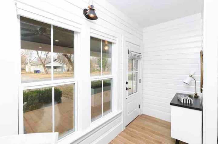 The Beech House:  1 Bedroom Renovated Home - Marlow, OK