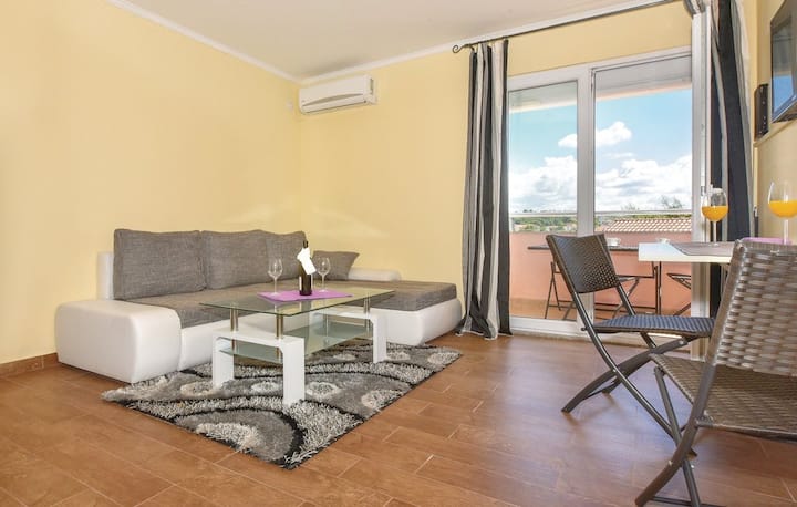 Apartment Sax 6 (4+1) 60m2 - Tisno