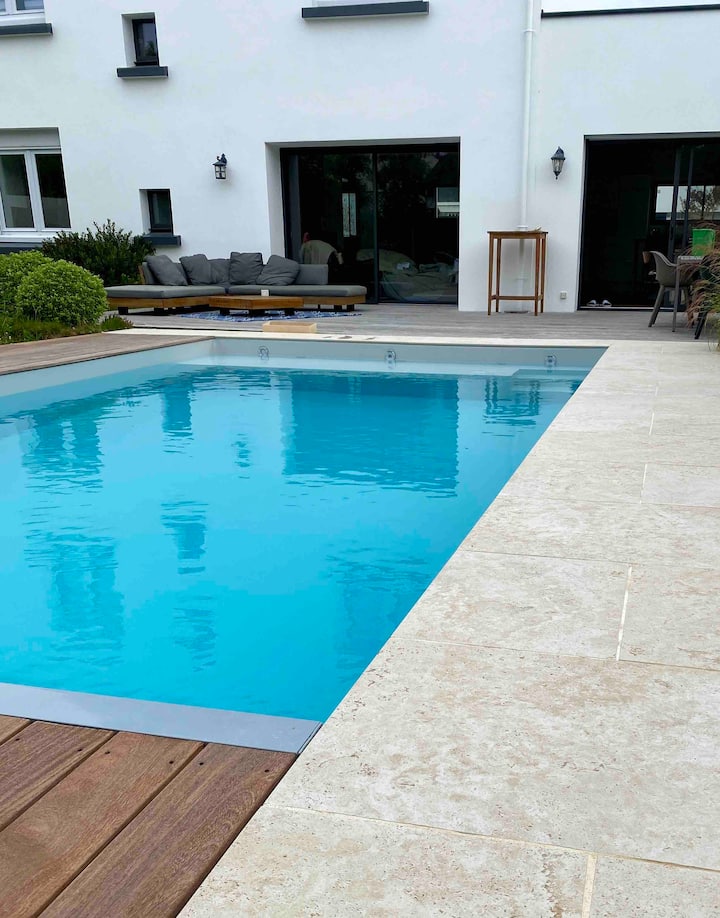 Maison Idéale Vacances, Piscine, 300m De La Plage - Larmor-Plage