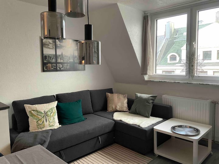 Schöne Dachgeschosswohnung In Der Seestadt - Bremerhaven