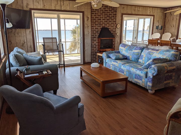 Waterfront 122 Shoreline W/private Dock - Harkers Island, NC
