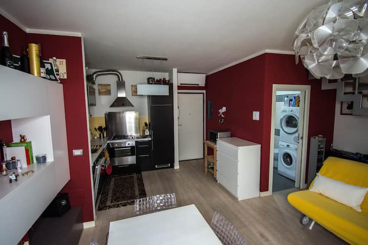 2 Floors Apt: 2 Beds, 2 Bathrooms Next To Stadium - Florenz