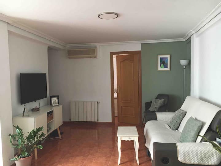 Room With Bathroom Between Beach And City - Valencia