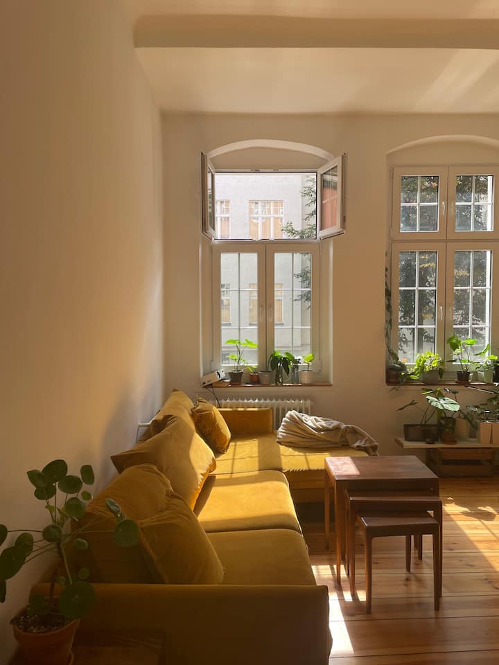 Cozy, Bright Apartment - 100 M To Tempelhofer Feld - Berlín