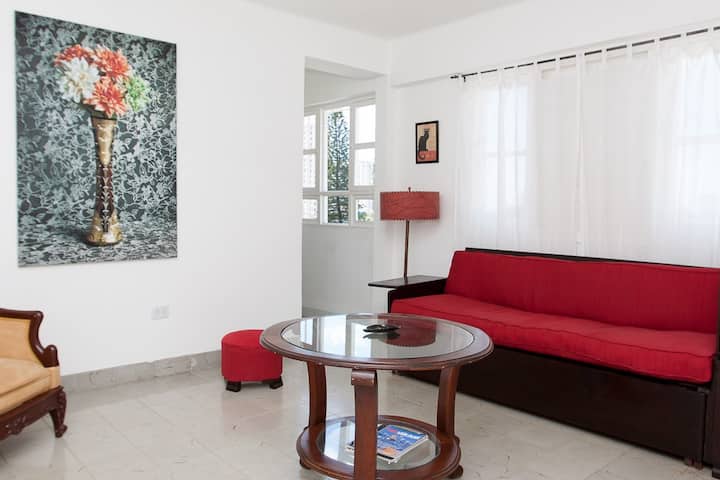 Apartamento Independiente Con Wifi En El Vedado - Havana