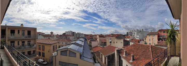 Le Provençal.
Une Chambre Privée Dans Colocation - 꺄니으 슈흐 메흐