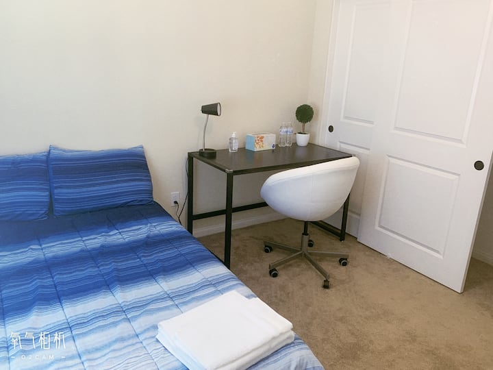 Room B - Montclair, CA