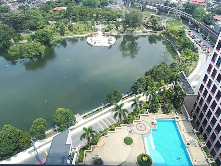 Convenience At Your Doorstep - Petaling Jaya