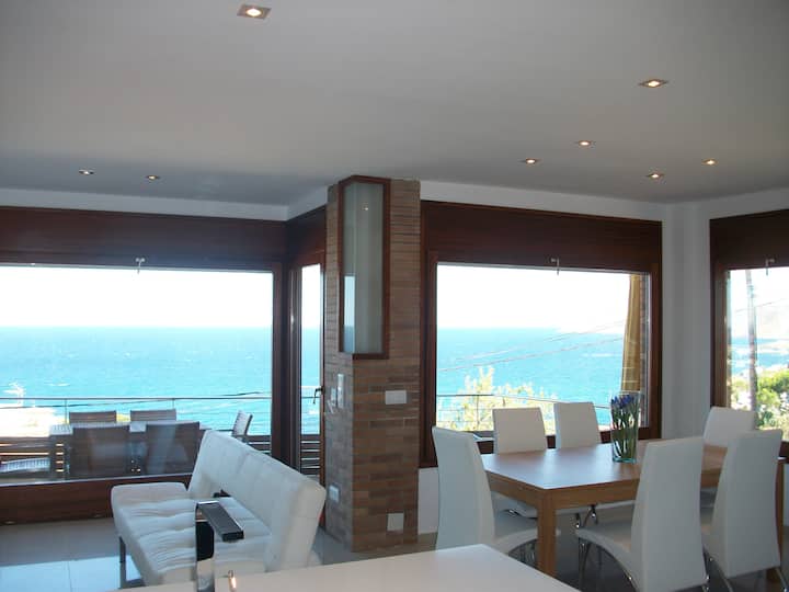 Nuevo Vistas Panoramicas Al Mar - Llançà