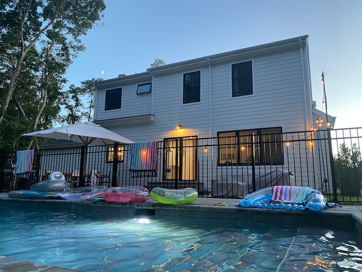 Family-friendly, Pool, Hot Tub, Fire Pit, Swingset - Greenport, NY
