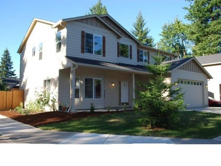 Spacious Home In Vancouver - Vancouver, WA