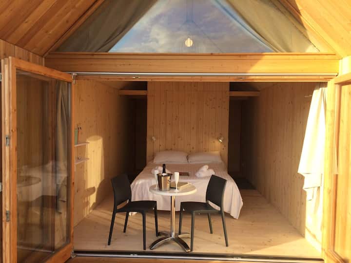 Lushna 12 Lux  Suite Lee Wick Farm Glamping - Mersea Island