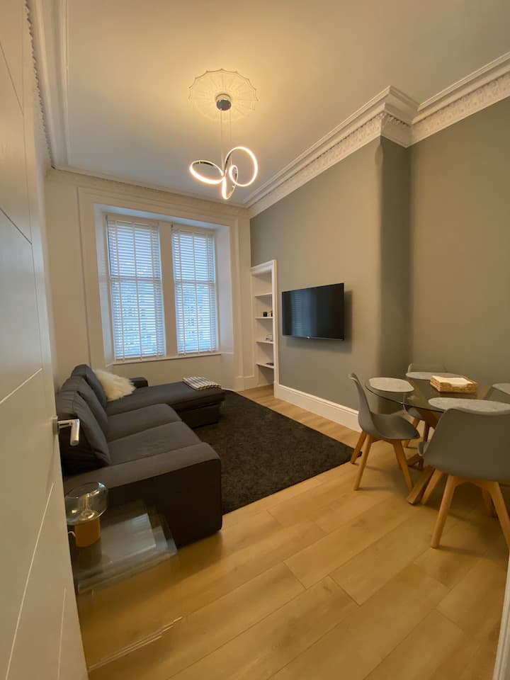 Lovely 2 Bedroom Flat In Stockbridge - Edinburgh, UK