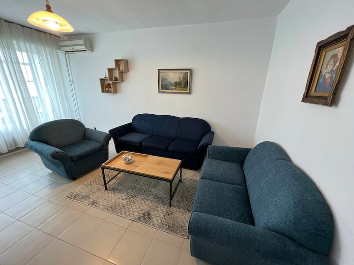 Home For You, 2-bedroom Apartment - Burgas