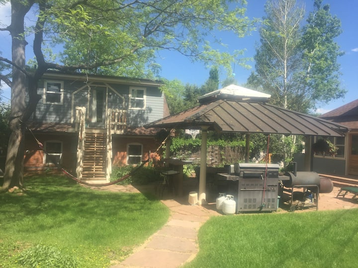 Detached Carriage House  Studio On 1/2 Acre - Boulder, CO