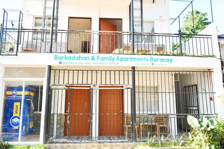 Barkadahan And Family Boracay Aprt A ,10-12pax,dot - 長灘島