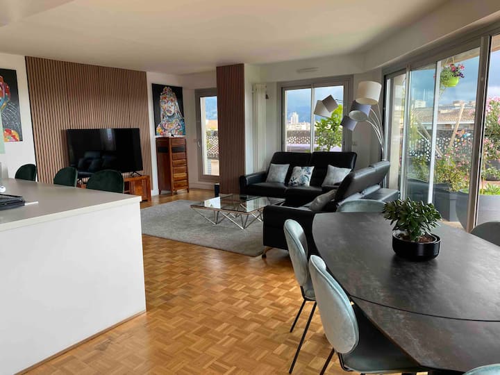 Grand Loft De 300m2 A 10mn Du Centre Vieux Port - Marseille