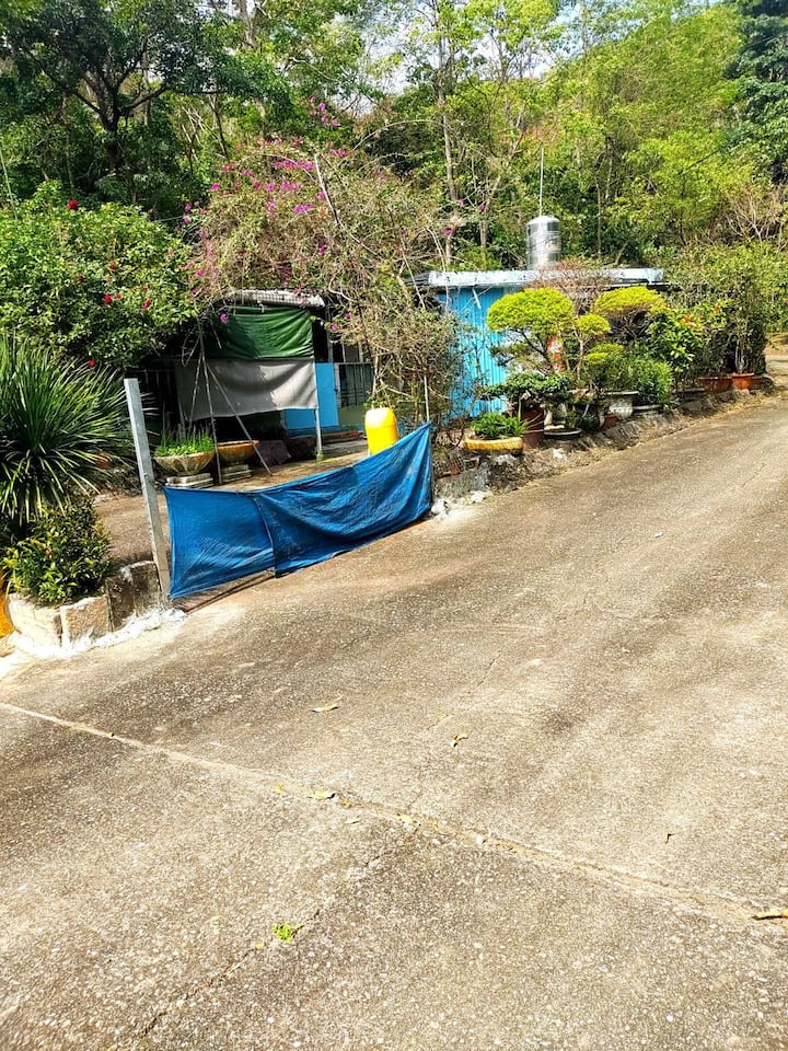 大自然中的小屋，戶內可架設帳篷 - 서우펑 향