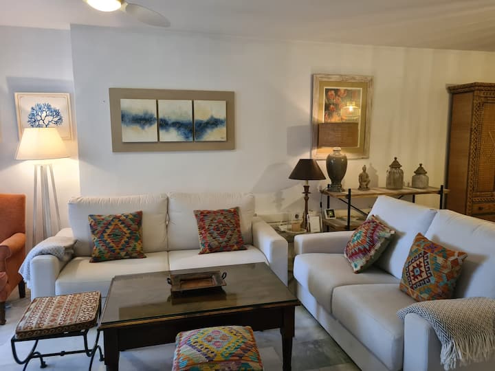 Amplio Apartamento En Marbella - Marbella