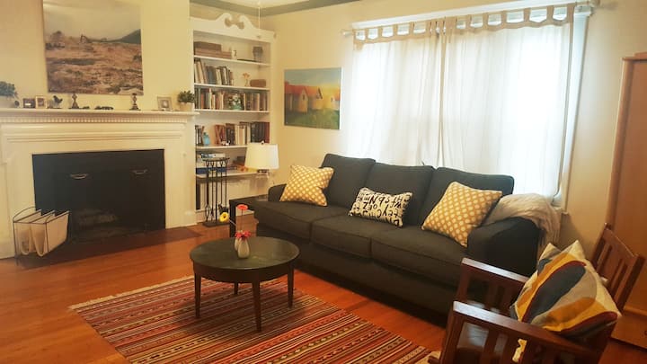 Bright, Practical & Easy Living - West Hartford, CT