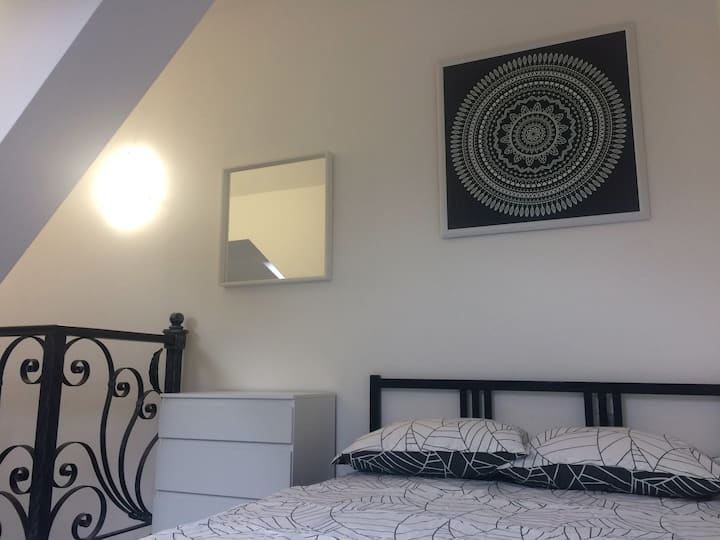 The Abode (3 Bedrooms/1.5 Bathrooms) - Płowdiw