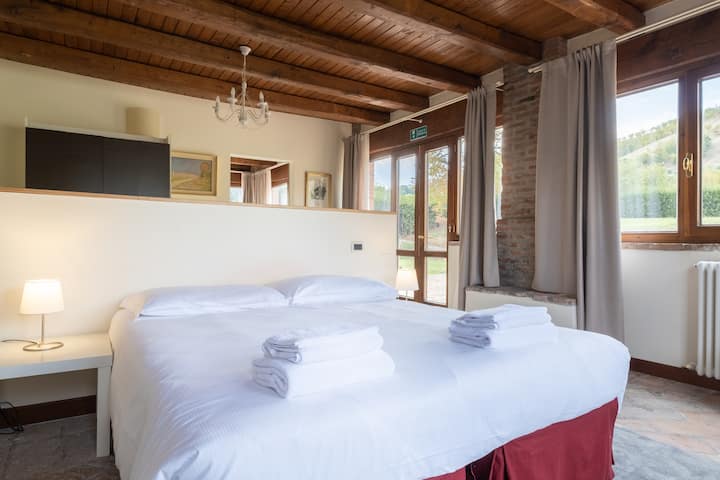 Apt Interno- Camera Matrimoniale Superior - Casalecchio di Reno