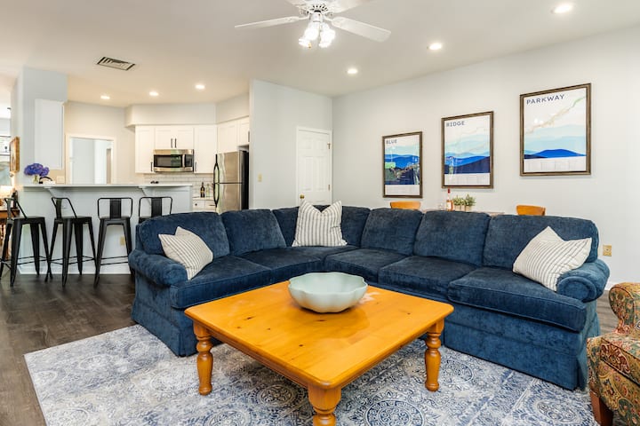 4 Bedroom Home At Top Of Mountain - Wintergreen Resort, VA