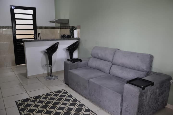 Dn4 Aconchegante, 1 Qt, 300 M Usp, Espaço Inteiro - São Carlos