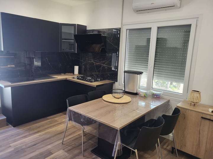 Jacuzzi Privé Avec Jardin (Idéal Couple & Famille) - Narbonne