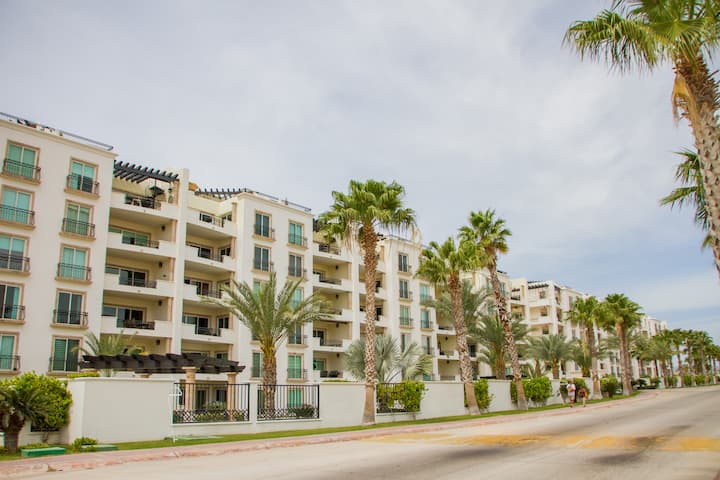 Penthouse, Puerta Cabos Village, Medano Beach - Cabo San Lucas