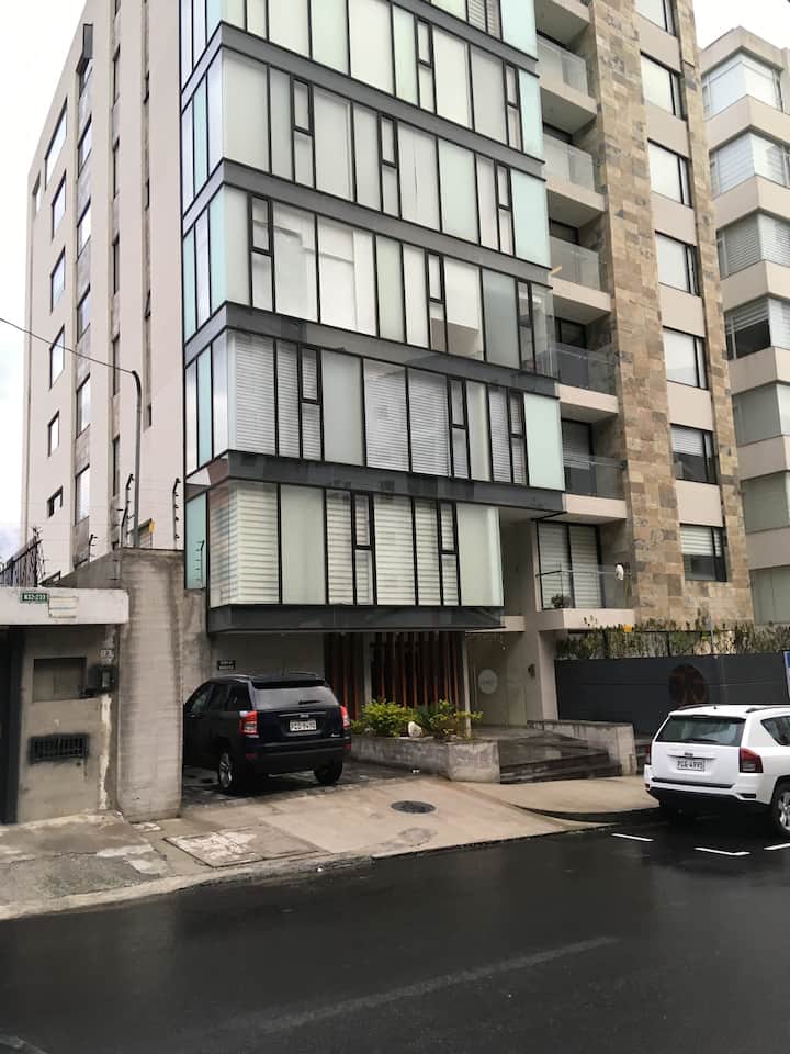 Elegante Suite En Exclusivo Sector González Suárez - Quito
