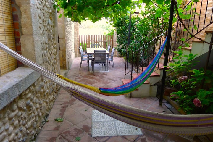 Housing, 2 Terrassen En Biologische Tuin Costa Brava. Onlangs Gerenoveerd. - Sant Pere Pescador
