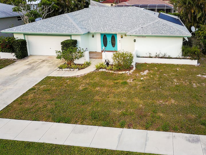 Villa Nodalmare (Walk To Public Beach Access) - Marco Island, FL