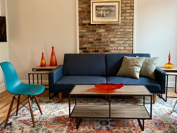 Beautiful Manhattan Townhouse Apartment W Deck - New York City