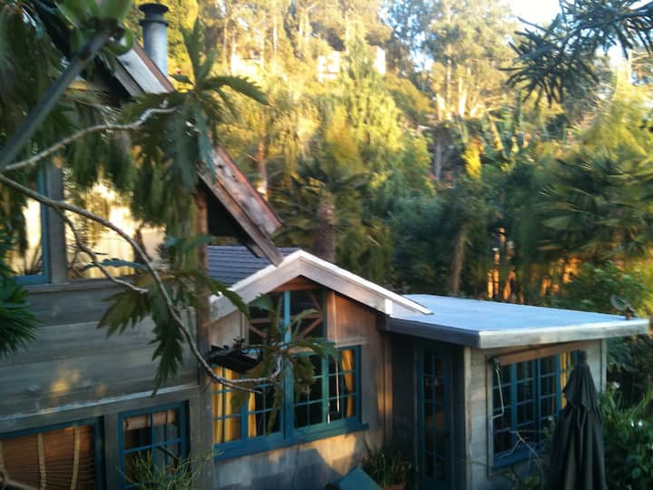 Maybeck Garden Cottage: Level In, 9 Min Walk To Uc - Berkeley, CA