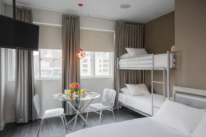 Nu Hotel, Bunk Bed Suite - New York City