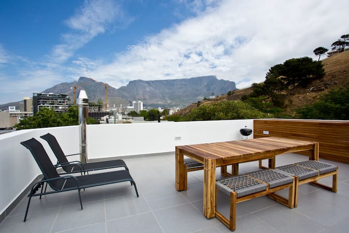 Bartholomew House - كيب تاون